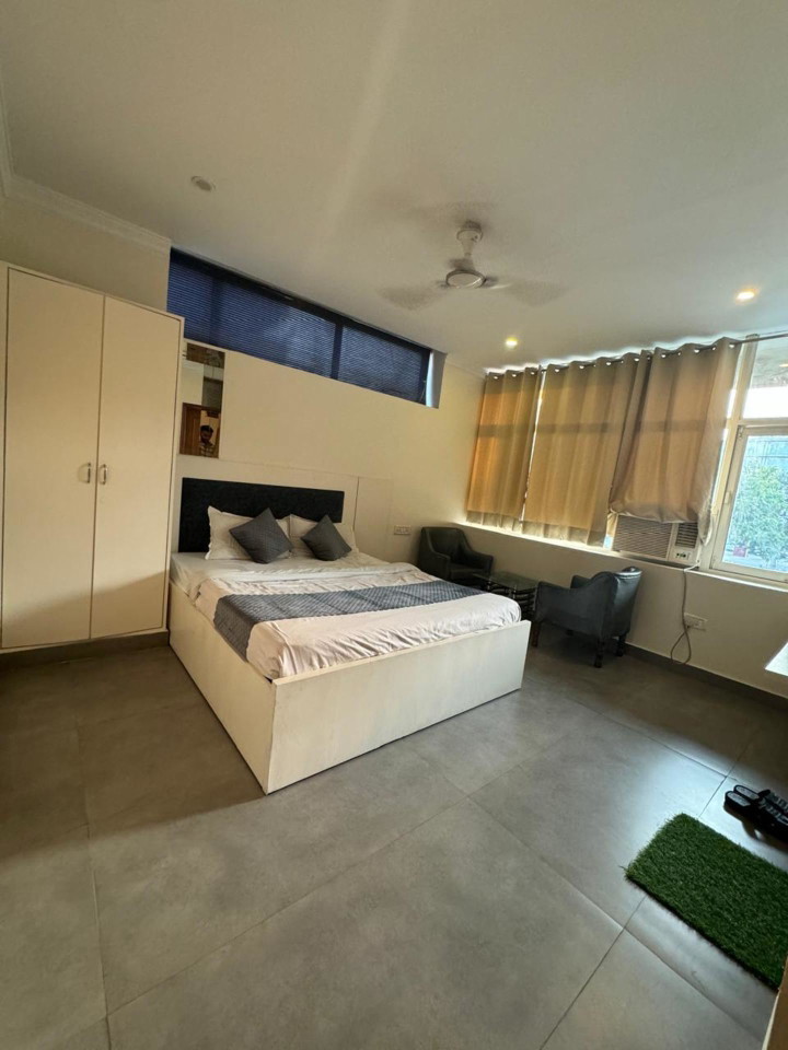 Hotel Chandigarh Elite - Chandigarh