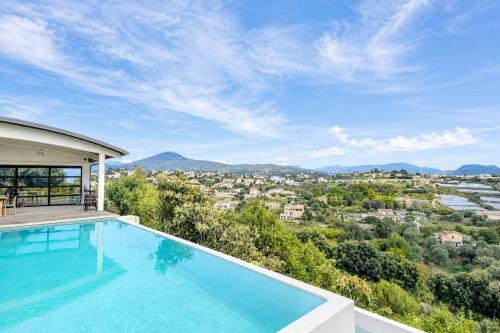 Beautiful Villa With Sea & Mountain View And Pool - Nice