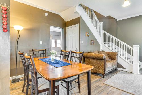 The Junction: Victorian Home In Quaint Fortville! - Greenfield, IN