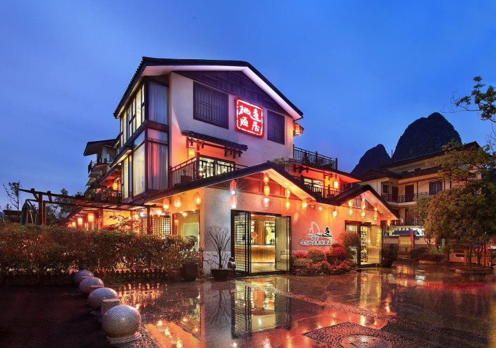 Secret Courtyard Lakefront Hotel - Guilin