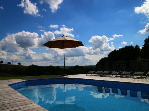 Nice House With Swimming Pool, Pleasantly Renovated. - Houffalize