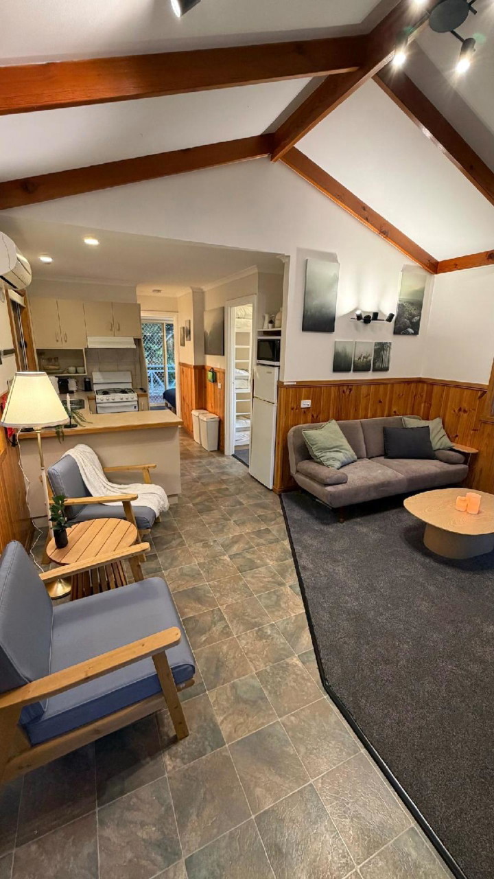 The Banya Place - Renovated Cabin In Bright - Porepunkah