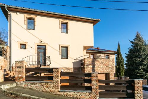 Villa Della Vita - Pécs
