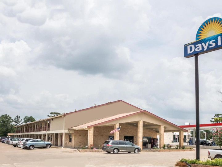 Days Inn By Wyndham Bastrop - Bastrop, TX