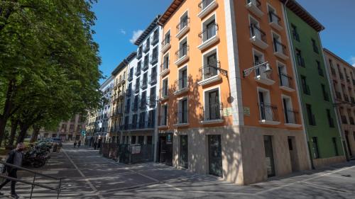 Hotel Ciudadela Pamplona - Pamplona