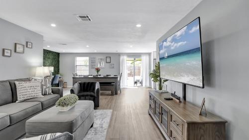 3br Oasis Sleeps 10 Heated Pool Ping Pong! - Dunedin, FL