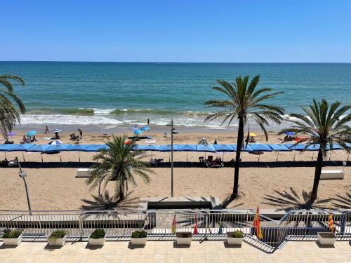 Frente Al Mar De Calafell - Calafell