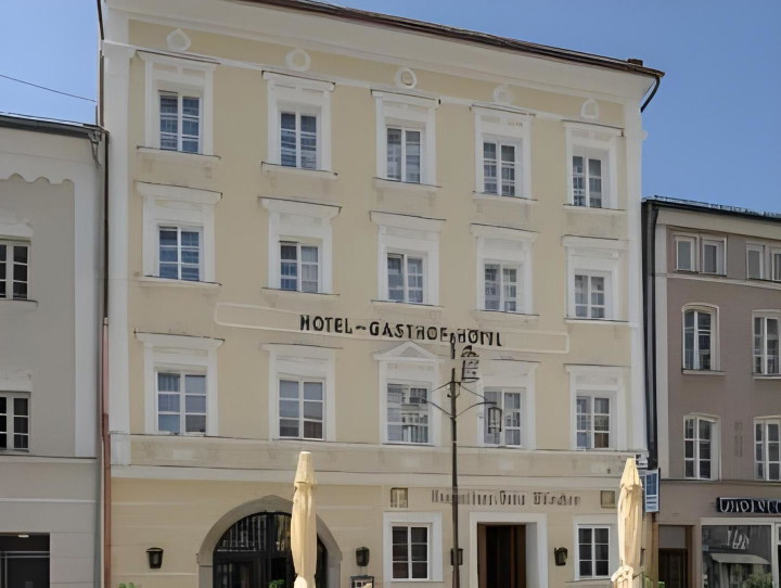 Hotel-gasthof Hottl - Deggendorf