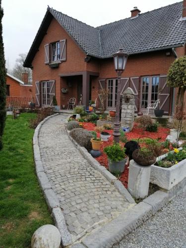 Chambres Chez Nanou Avec Petit Dejeuner - Chimay