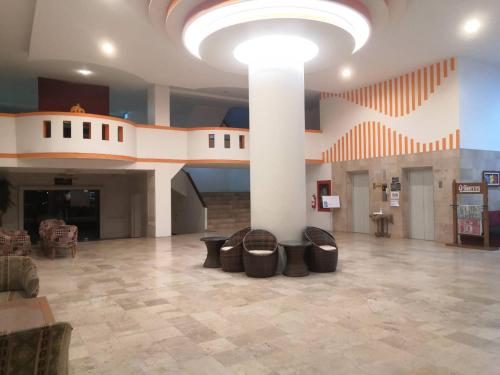 Supanich Condo Opposite The Train Station Chiangmai - Chiang Mai