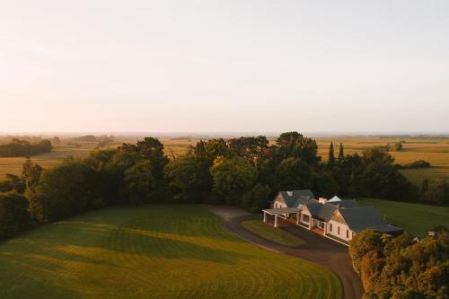 Hiwinui Country Estate - Palmerston North