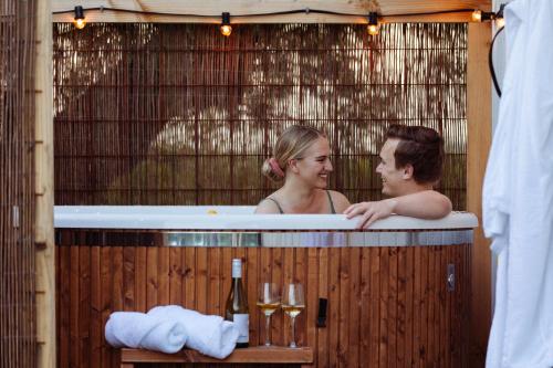 Tiny House Met Hottub - Dokkum