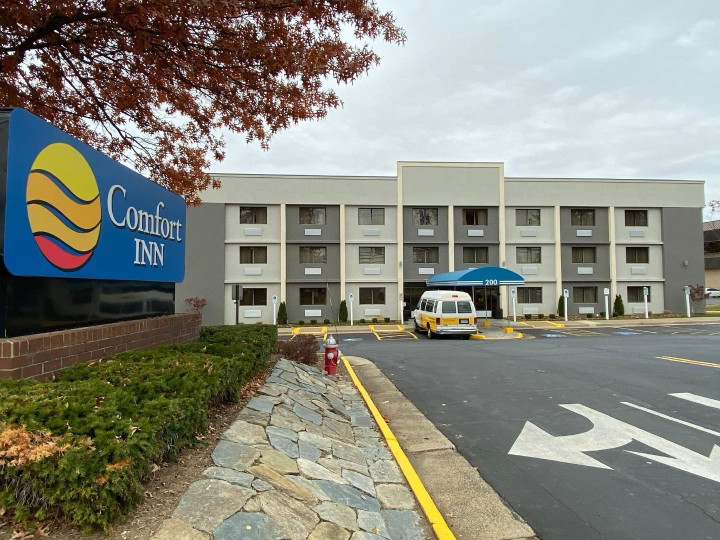Comfort Inn Herndon-reston - Herndon, VA