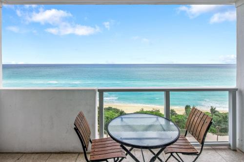 Castle 828 Oceanfront View With Balcony, Pool, Tennis, Beach Access And Free Parking! - Miami Beach, FL