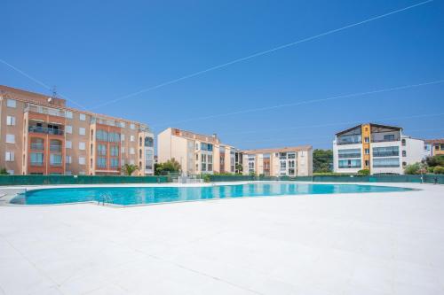 T2 Meuble 38m² Loggia 6 Pers Maxi - Fréjus