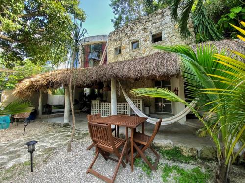 Elmar Hostel - Bacalar