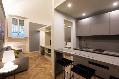 Palazzo Liberati Apartments - Manu Maison - Parma