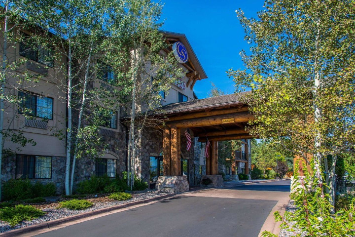 Comfort Suites Golden West On Evergreen Parkway - Evergreen, CO