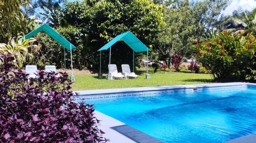 Casona Rustica & Bungalow Tangara - La Fortuna
