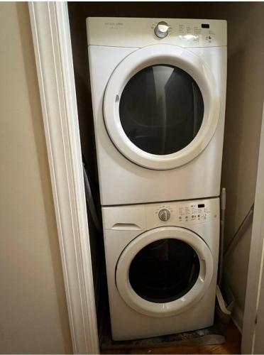 9 Spacious Double Room - Wifi - Parking - Kitchen - Temple - Cherry Hill, NJ