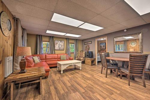 ‘John Wayne' Apartment - Deck, Bbq, Horses On-site - Lake Raystown Resort, Entriken