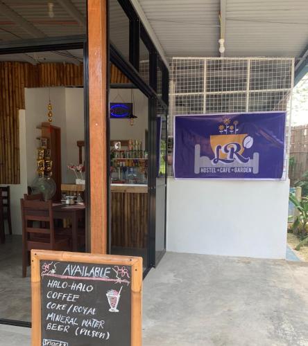 Lr Hostel And Cafe - Moalboal