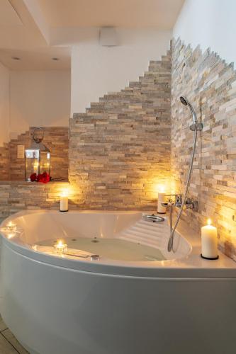 Suite Avec Jacuzzi Proche Paris & Disneyland - Pontault-Combault