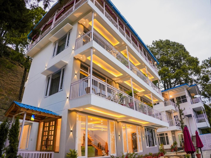 The Glass House Gethia Uttarakhand - Nainital