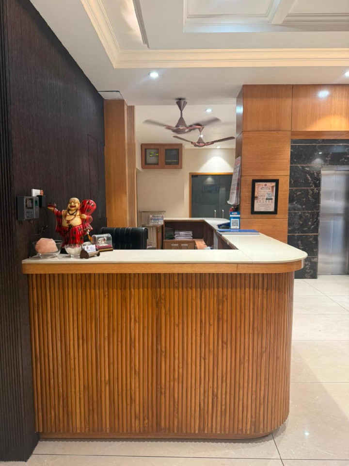 Hotel Ajantaa - モラーダーバード