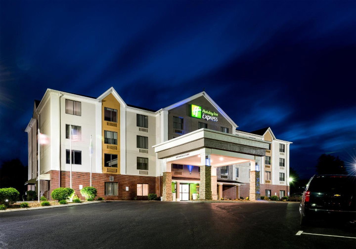 Holiday Inn Express Hillsville By Ihg - Hillsville, VA