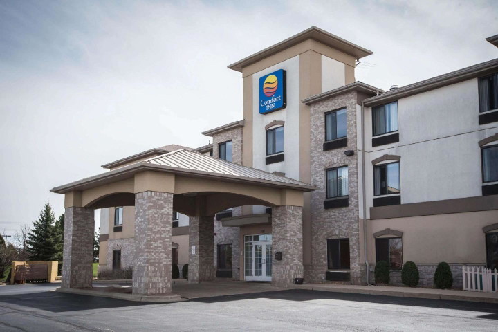 Comfort Inn Crystal Lake - Algonquin - Algonquin, IL