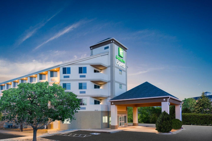 Holiday Inn Express Colorado Springs-airport By Ihg - Colorado Springs, CO