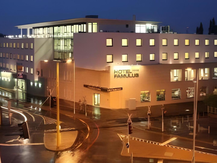 Hotel Famulus - Győr