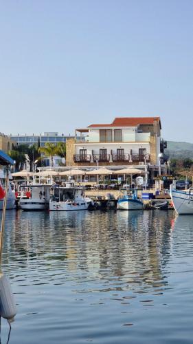 Y & P Latchi Hotel - Нео Хорио