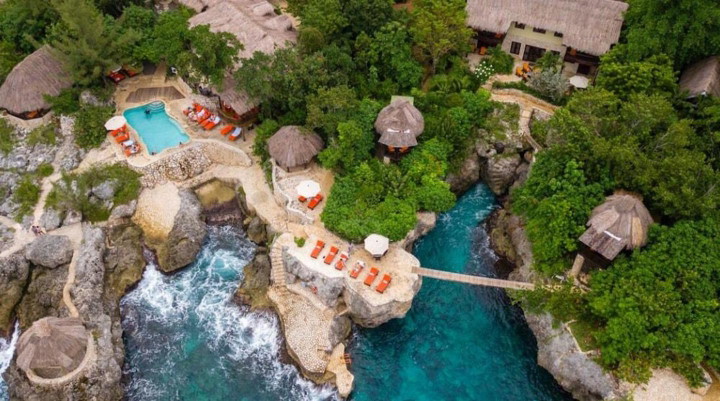 Tensing Pen Resort - Negril