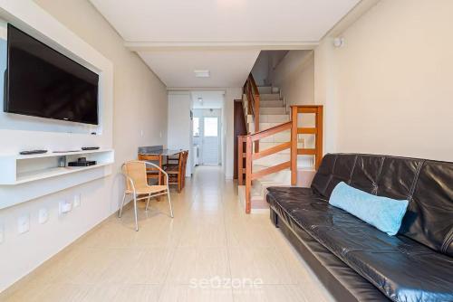 Casa 2q C/ Churrasq. 600m Da Praia Rvl118 - Bombinhas
