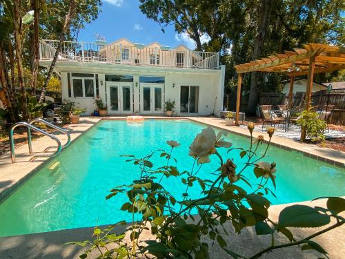 1br 1ba In Historic Park Ave Home - Winter Park, FL