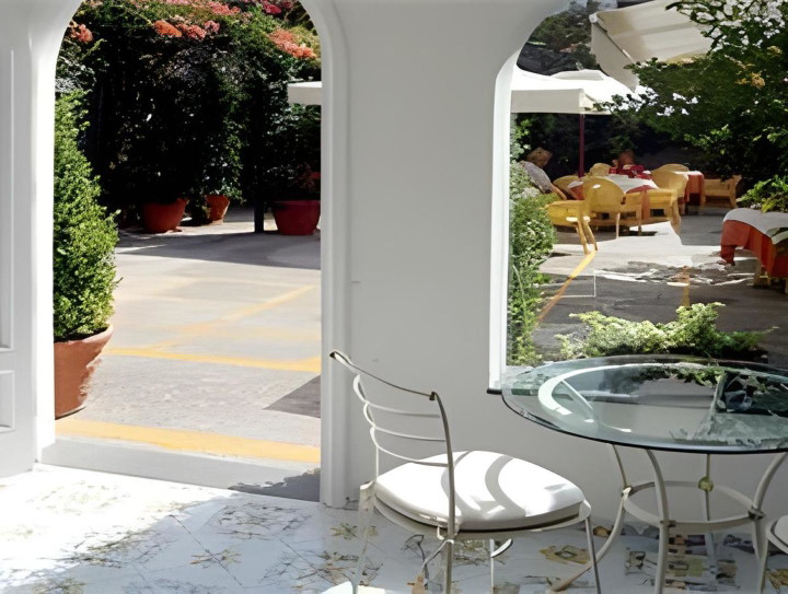 Hotel Canasta - Capri
