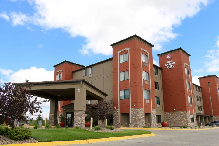 Best Western Plus Omaha Airport Inn - Council Bluffs, IA