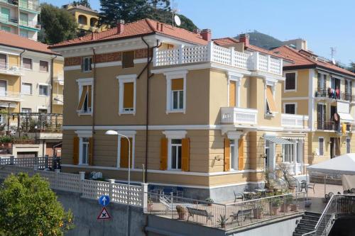 Hotel Ines - Varazze