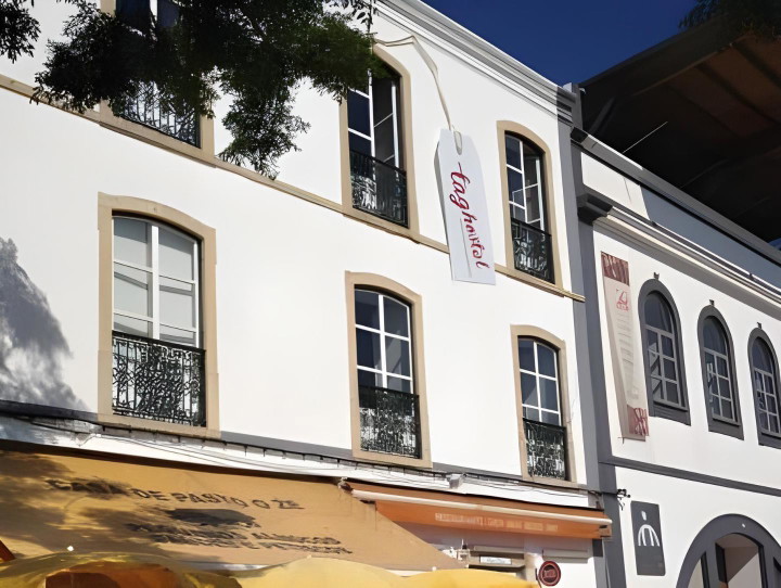 Boutique Taghostel - Lagos