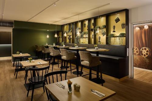 Cinema City Hotel Europaplatz Karlsruhe - Brand New Boutique Hotel 2025 - - Karlsruhe