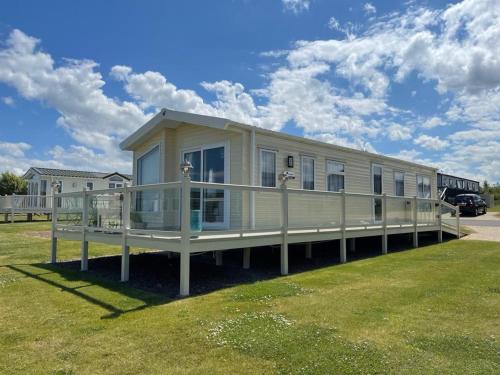 Seton Sands Holiday Park - Premium Caravan - 2 Bedroom Sleeps 4 - East Lothian Council