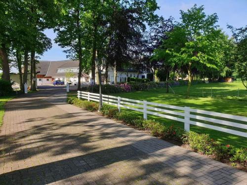 Hotel Weinhof Groß Mackenstedt - Delmenhorst