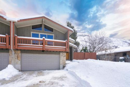 Chalet Close To Resorts - Snowbird, UT