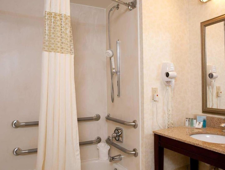 Hampton Inn Indianapolis Dwtn Across From Circle Centre - Indianapolis, IN