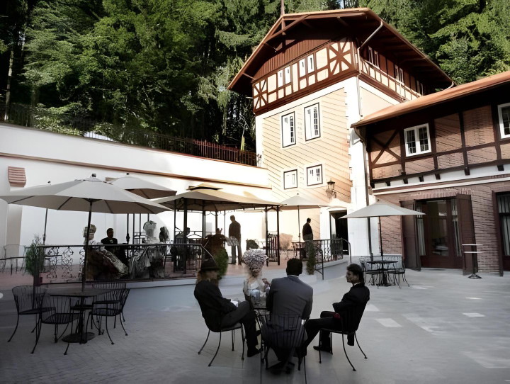 Hotel Bastion - Sinaia