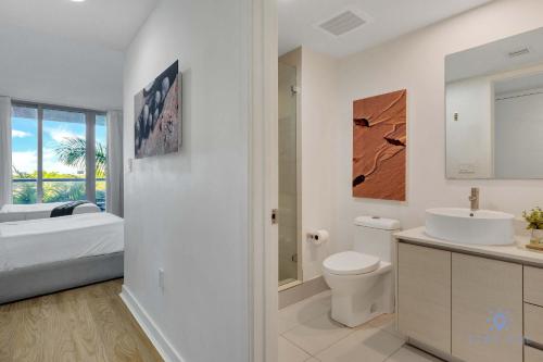 Spectacular Studio Amazing Amenities Bay View - Sunny Isles Beach, FL