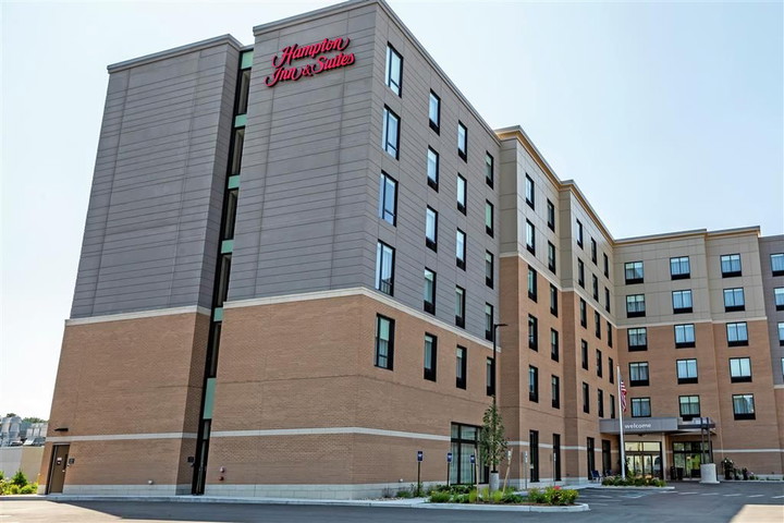 Hampton Inn Boston/waltham - Waltham, MA