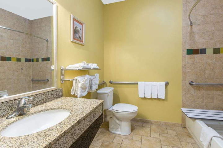 Hawthorn Suites By Wyndham Corpus Christi Padre Is - North Padre Island, TX